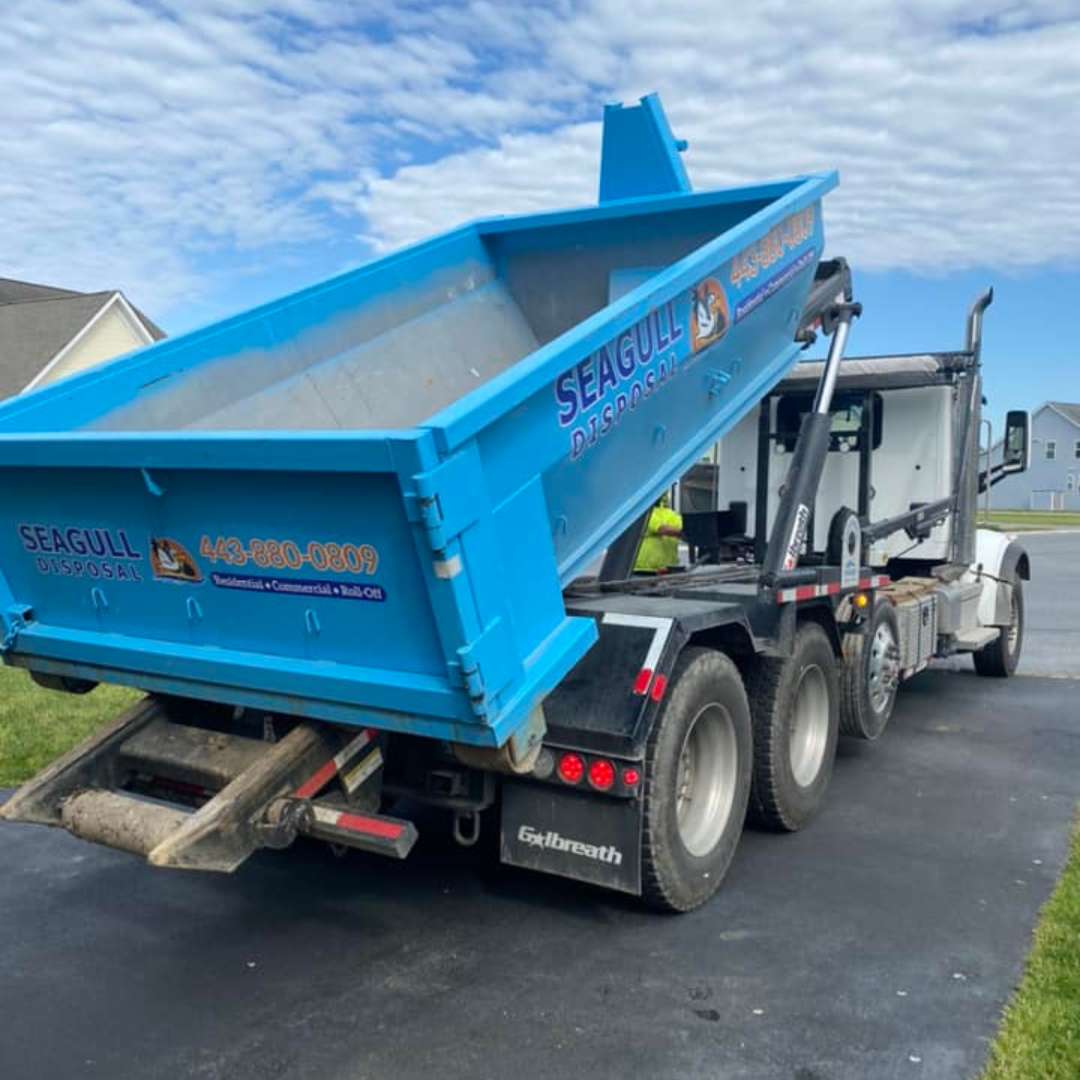 9-Step Guide: How To Load A Roll-Off Dumpster Properly